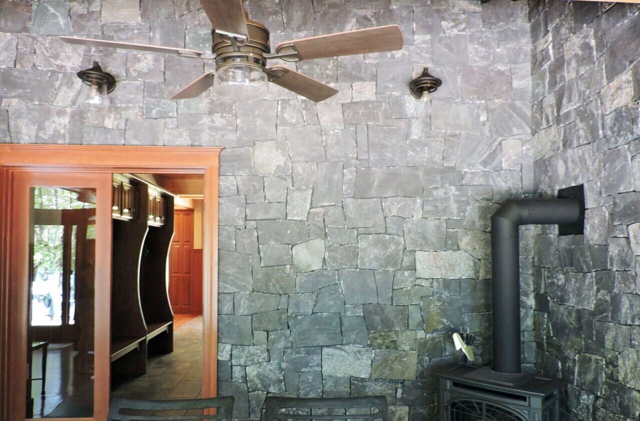 5 Ways to Decorate Your Home’s Interior with Granite and Natural Stone ...