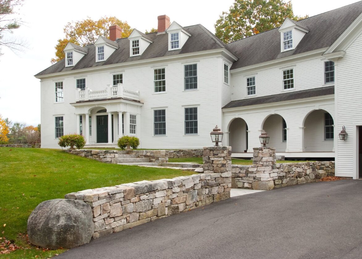 Classic Colonial Homes and The New England Stone That Give Them Curb ...